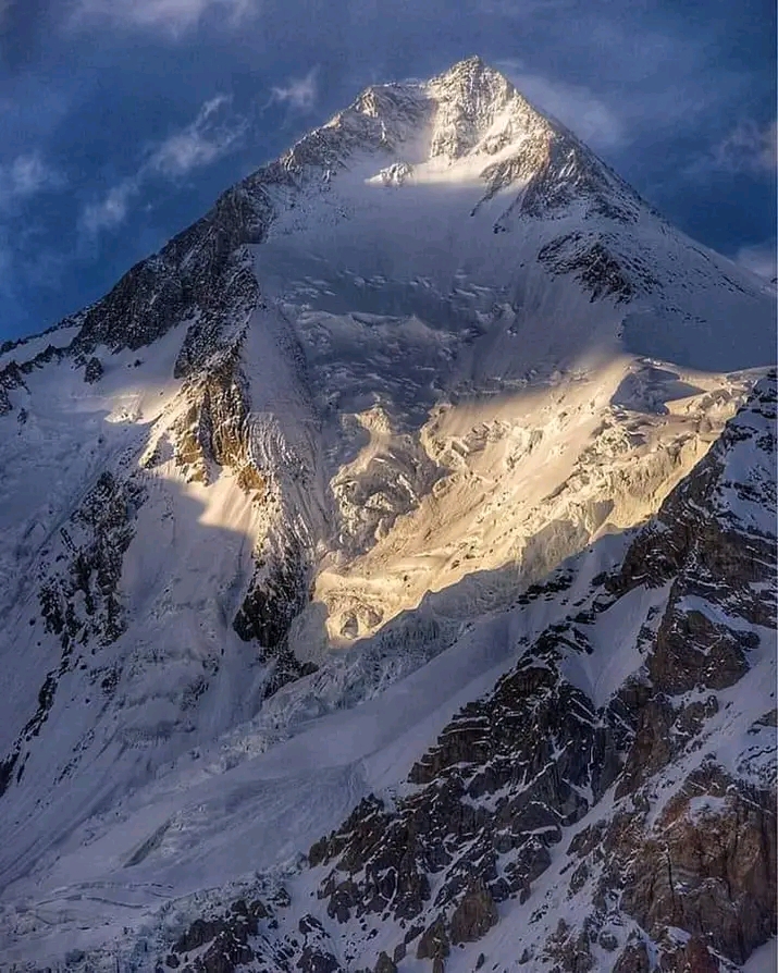 Top 10 Highest Mountains in the World - Career Guide